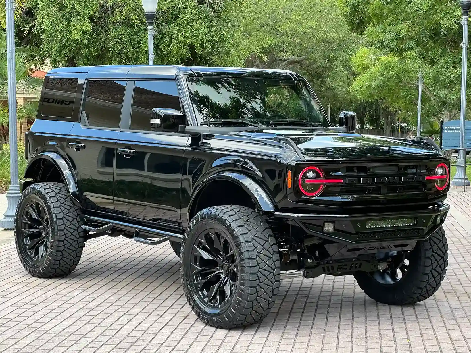 Custom Ford Broncos & Jeeps for Sale in Tampa, FL - FL Auto Sales Group